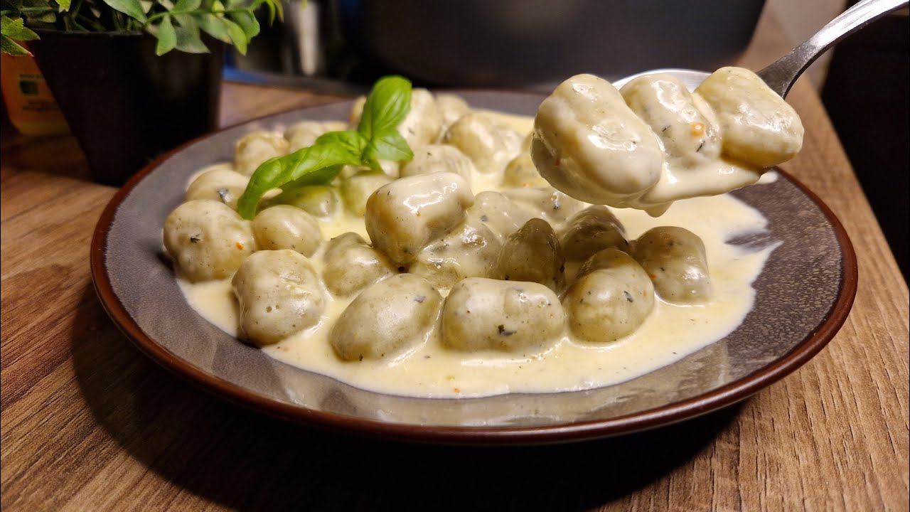 Sehr leckere Pasta 🍝 Gnocchi 🧀 Parmesan Rigatoni Käsesoße vegetarisch ...