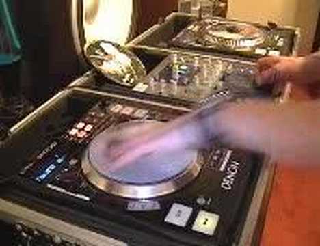 CD Turntable and Digitech JamMan - YouTube