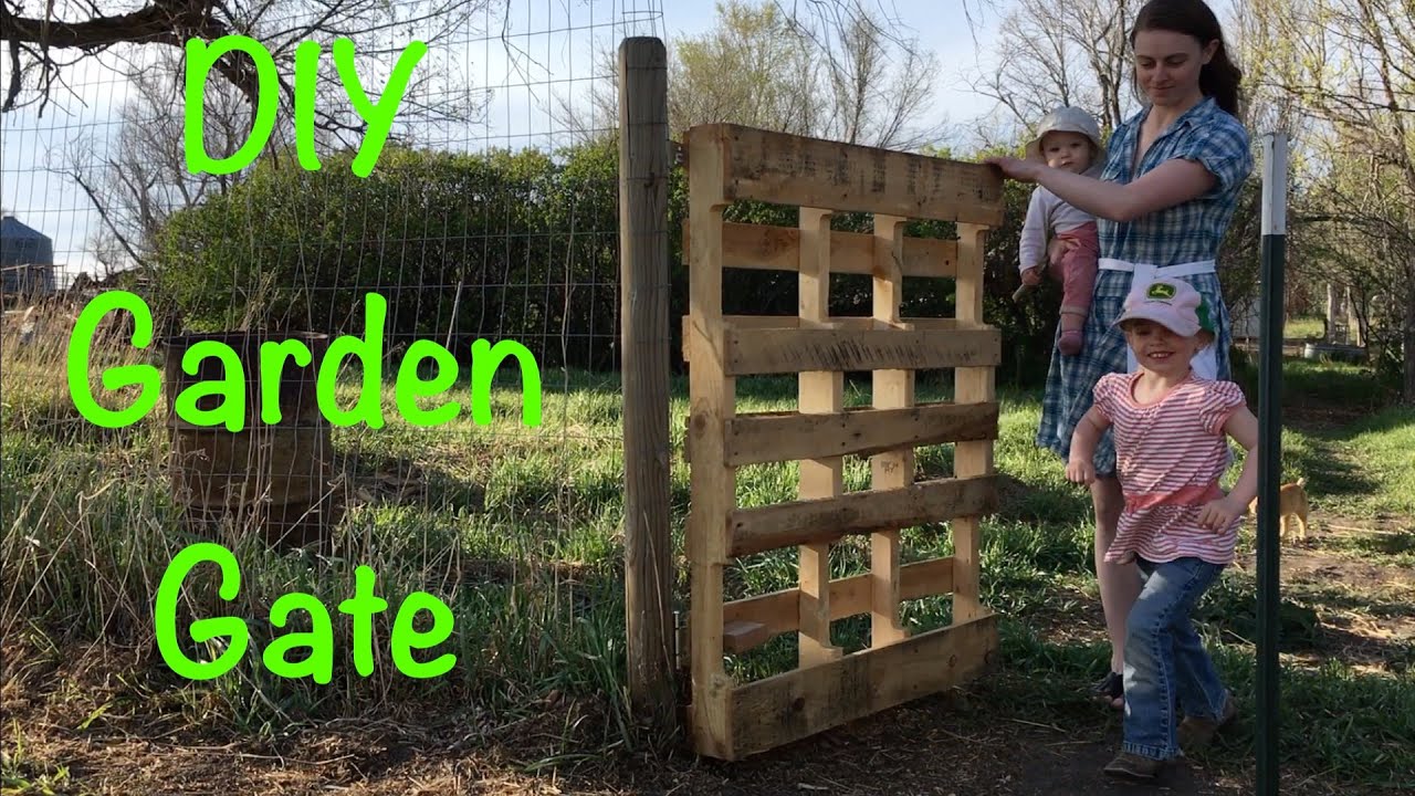 How to Build a FREE Garden Gate!!! - YouTube