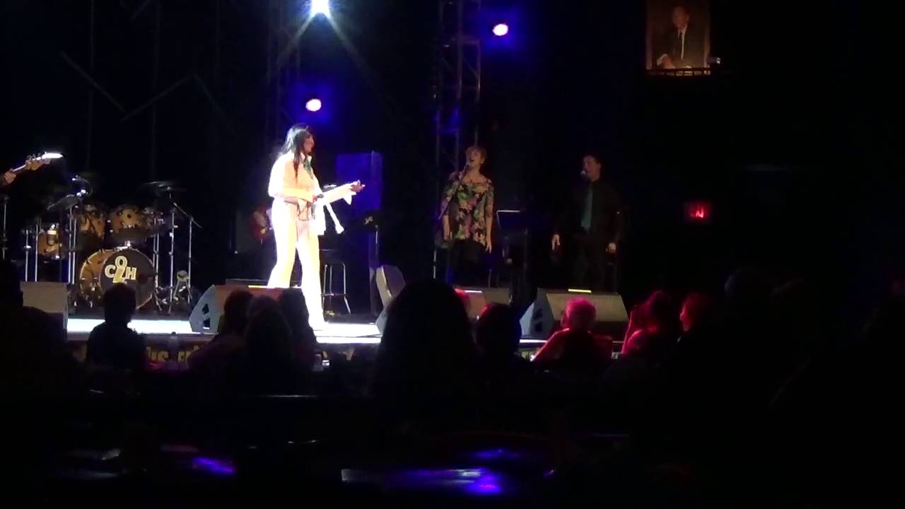 Carla Gill Day2 song1 - YouTube