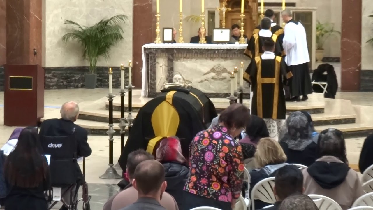 Requiem Latin Mass at Holy Cross Father Yu November 16, 2019 3 - YouTube