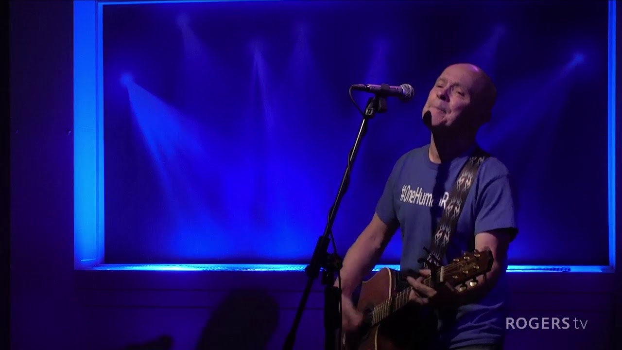 Out of the Fog (Don-E) Damian Follett, Chelsi Walsh - YouTube