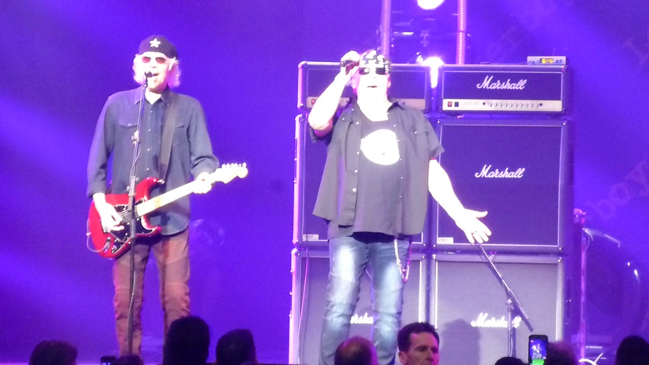 Loverboy Working for the Weekend Windsor live 3 8 18 - YouTube