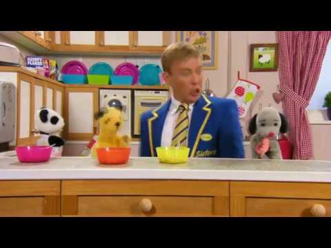 NEW Sooty! Every Monday Morning at 9.15 on ITV Be littleBe - YouTube