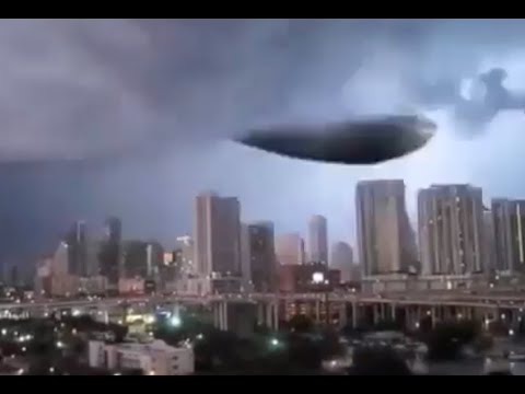 Alien Mothership And Scout Drones - Инопланетный Корабль и Зонды ...