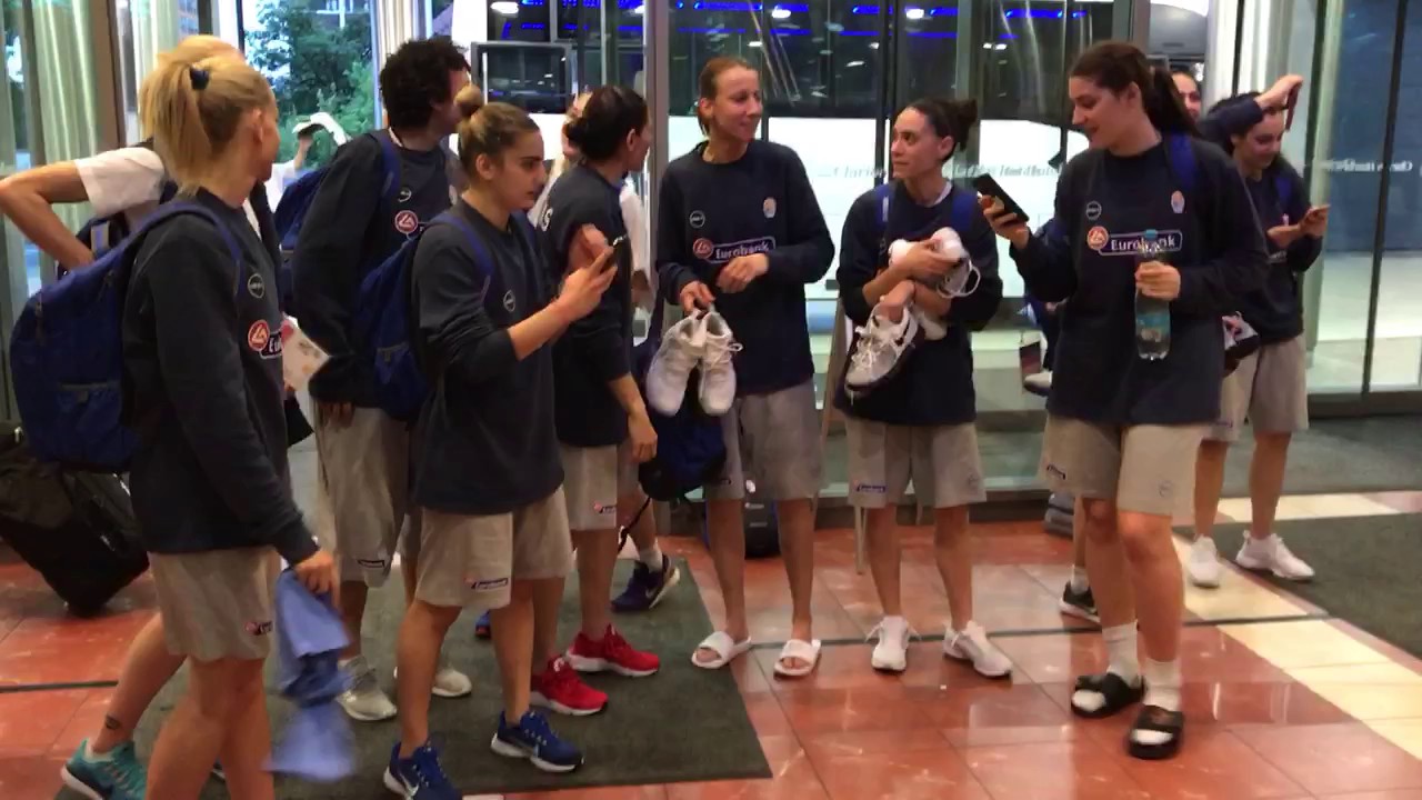 Greek fans welcome Womens Basketball team at the hotel - YouTube