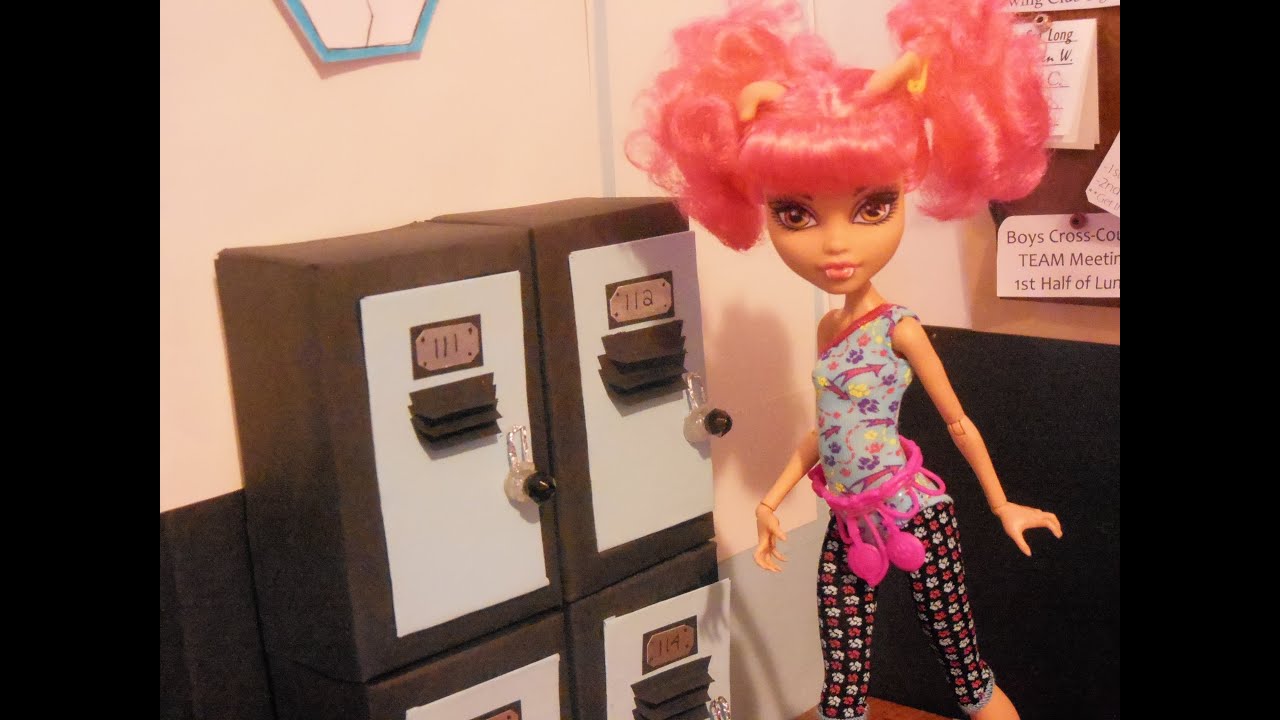 How to Make Doll Lockers / Safe - YouTube