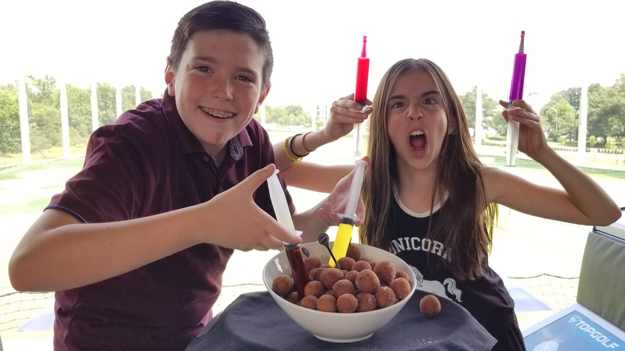 EXTREME DONUT CHALLENGE!! - Crazy Family Dancing, Injectable Donuts ...