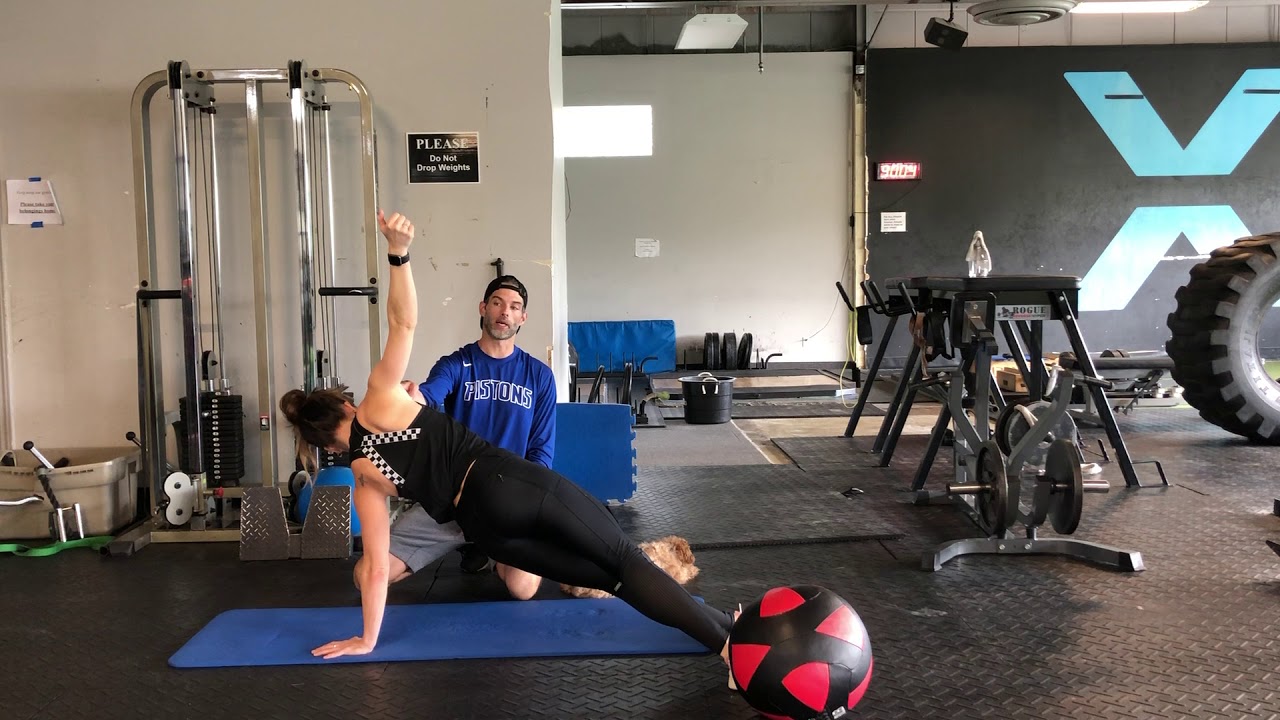 T Rotation Pushup - YouTube