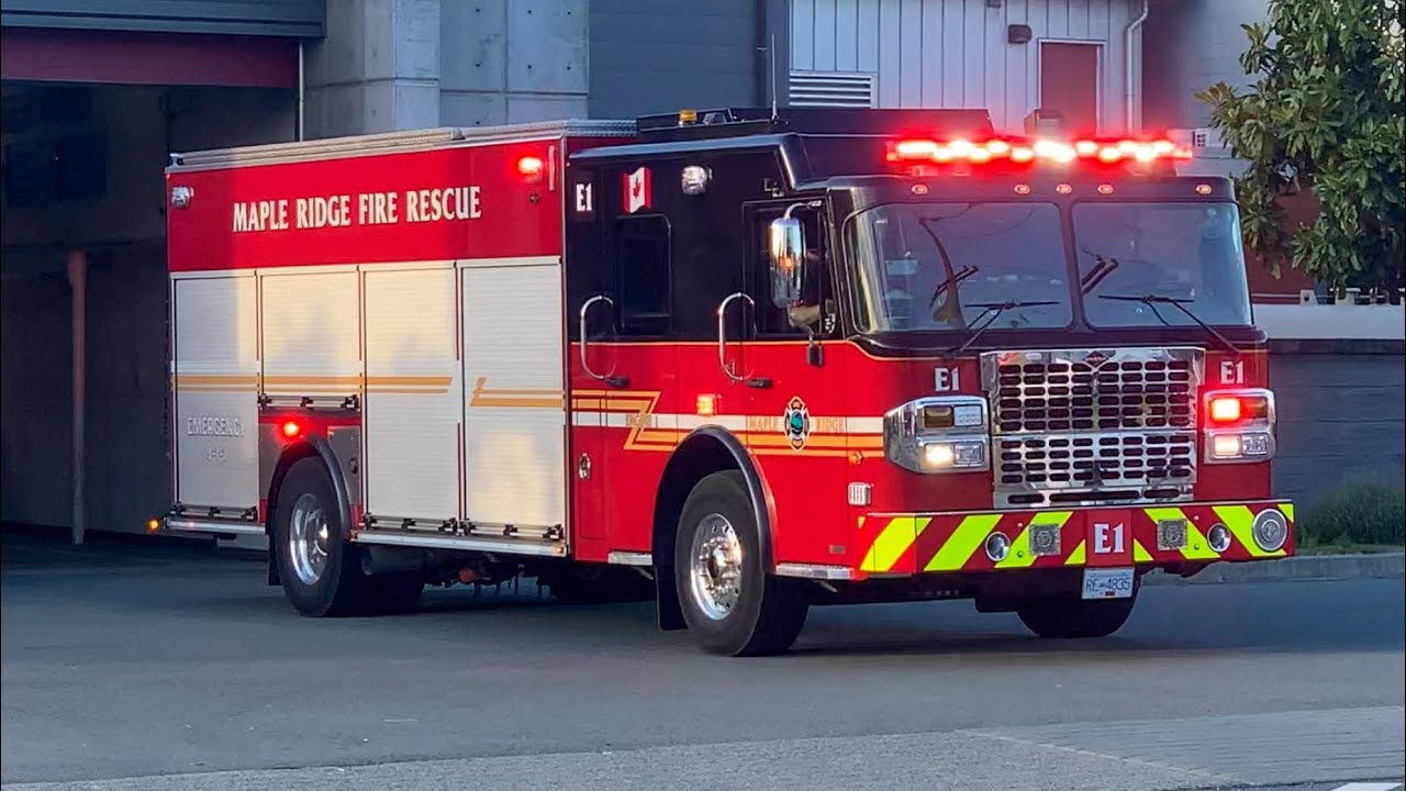 Maple Ridge Fire Rescue - Engine 1 Responding (x2) - YouTube