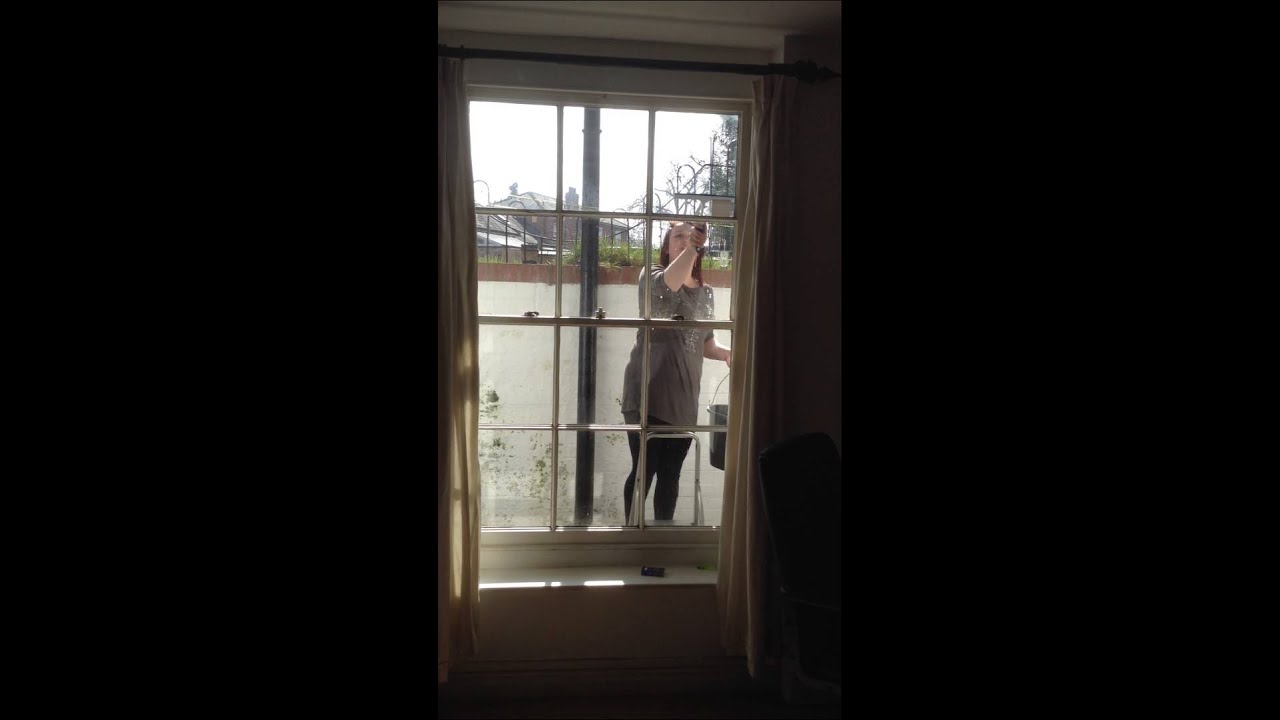 Sexy window cleaner - YouTube