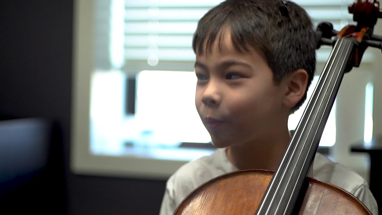 Meet 8-year-old cello prodigy Cameron Renshaw - YouTube