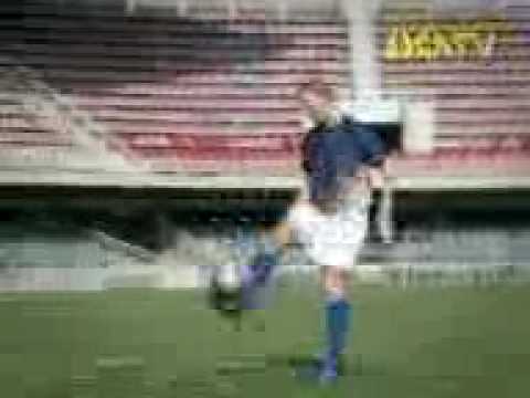 Videos de cristiano ronaldo henry , messi y .3gp