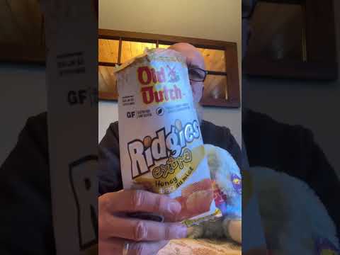 Old Dutch Ridges extra Honey Barbecue ripple chips. Review - YouTube