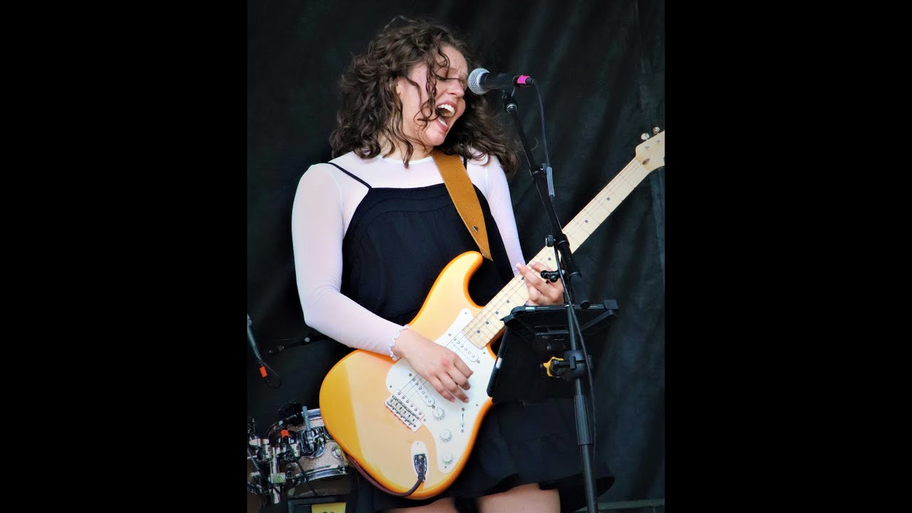 Sadie Johnson live at DIGF 2023 "If Six Was Nine" Film by John Coyle ...