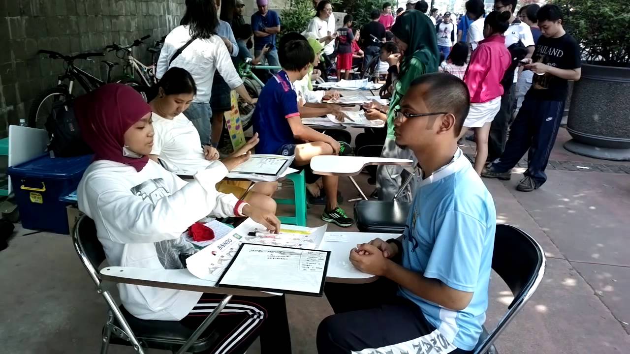 Bahasa isyarat Indonesia (BISINDO) / sign language training @ Car Free ...