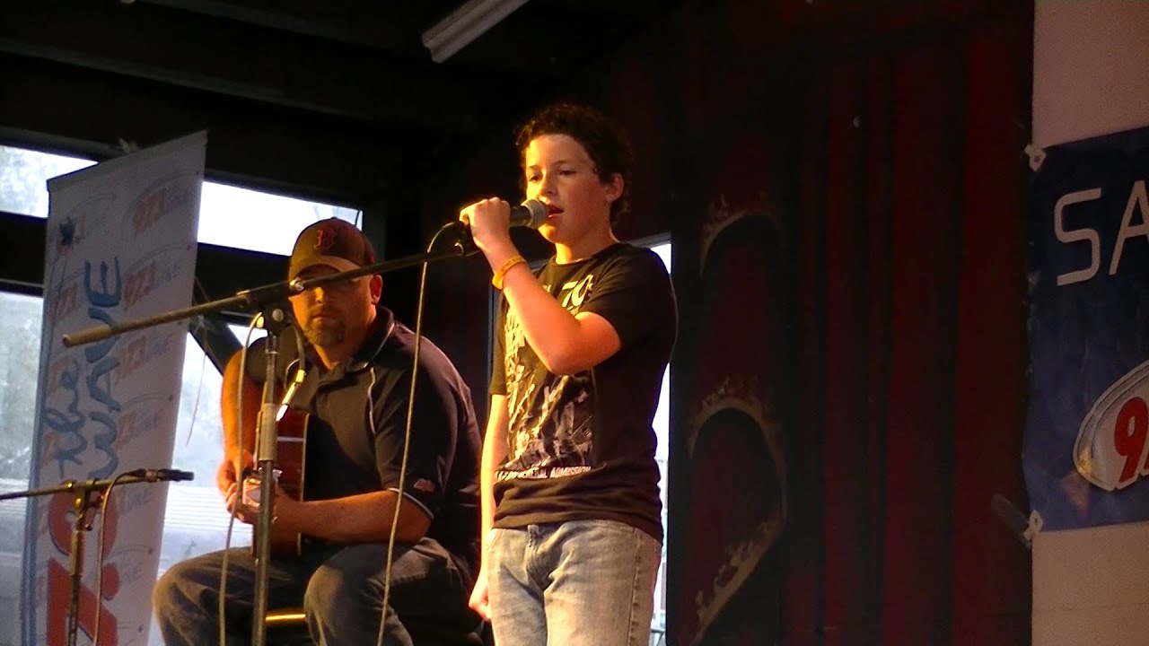 Ben Daigle-Saint John Idol 2014- top 15 - YouTube