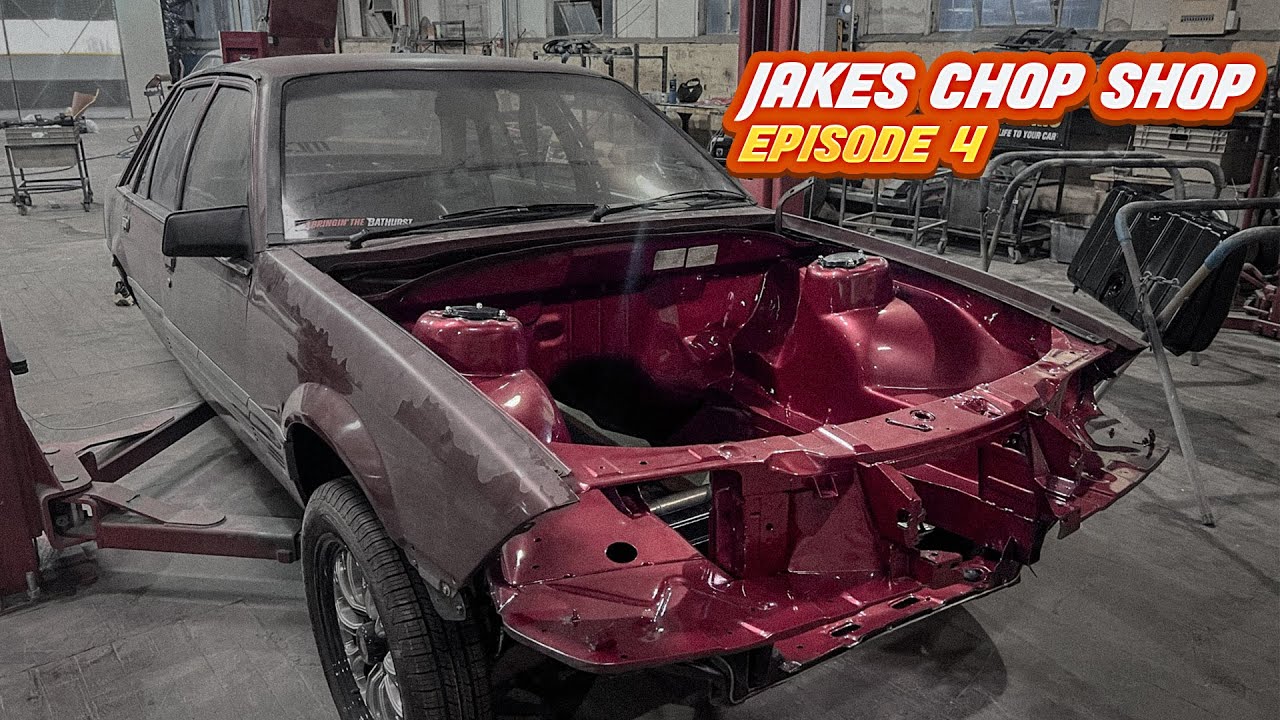 VL Engine bay gets shaved and painted for Summernats - YouTube