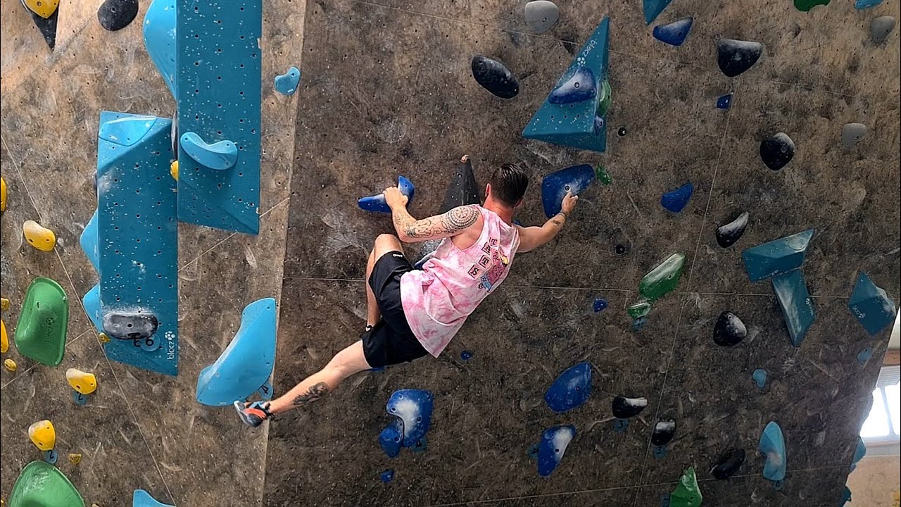 I can't believe I got so much better at climbing! - YouTube