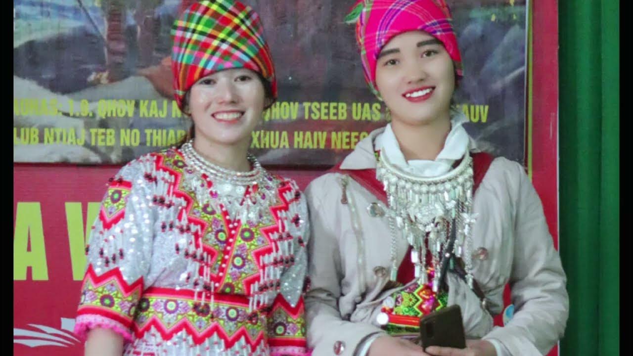 pab niam tsev hu nkauj hauv pawg ntseeg - YouTube