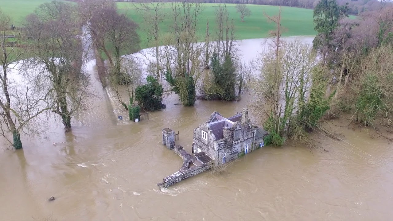 Llechryd Bridge Floods 2021 - YouTube