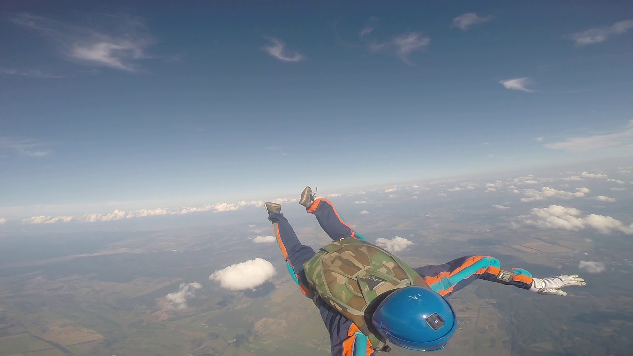 Skydive back fly - YouTube