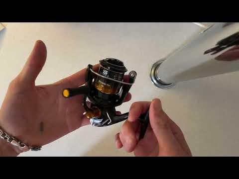 Shimano soare bb 22 c2000sspg - YouTube