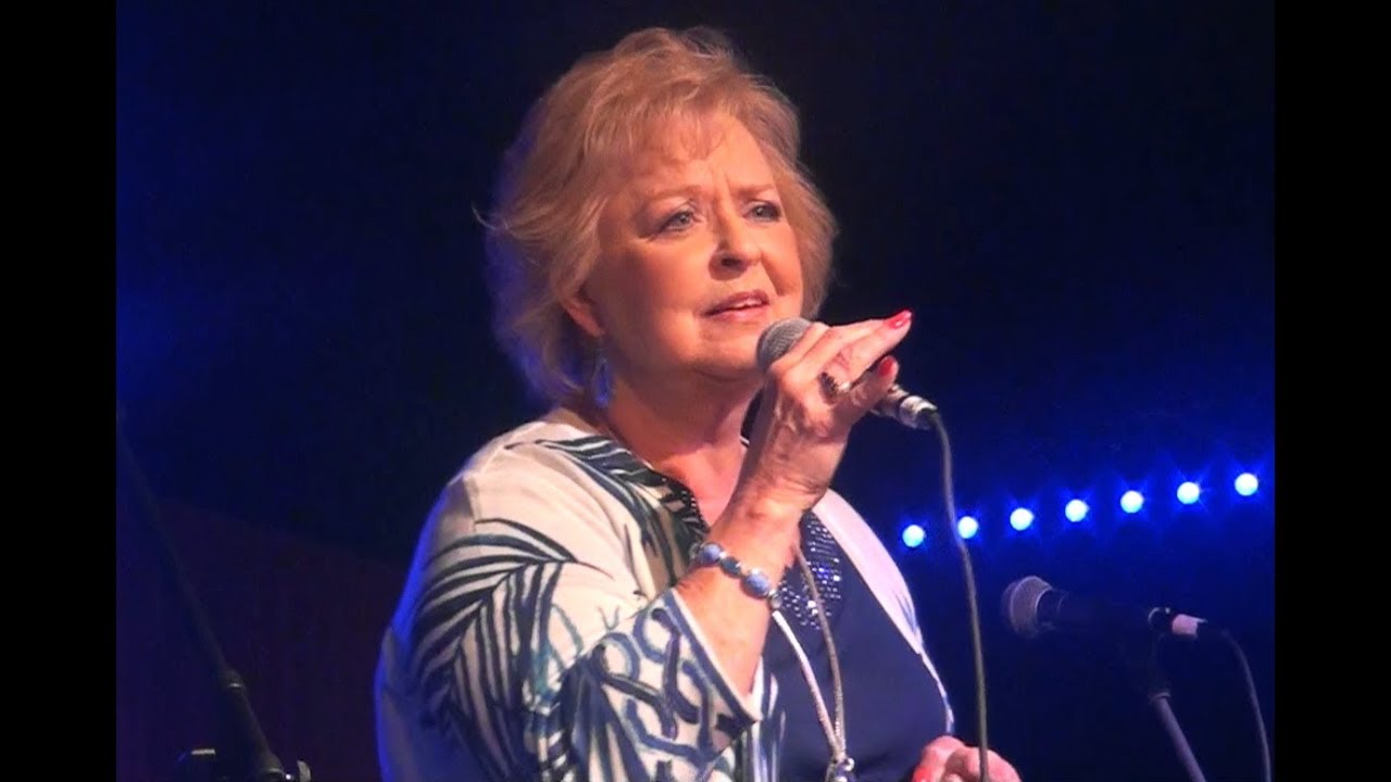 Karen Wheeler - Mule Skinner Blues - YouTube