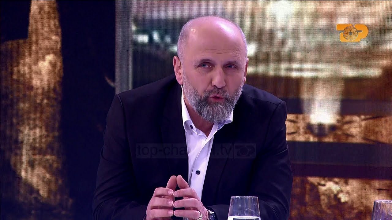 Alfred Cako vendos duart në kokë. Ja arsyeja... E Diell 27/02/2022 ...