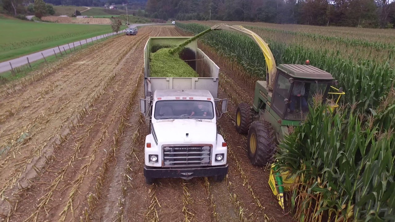 Planting and chopping corn silage 2018 - YouTube