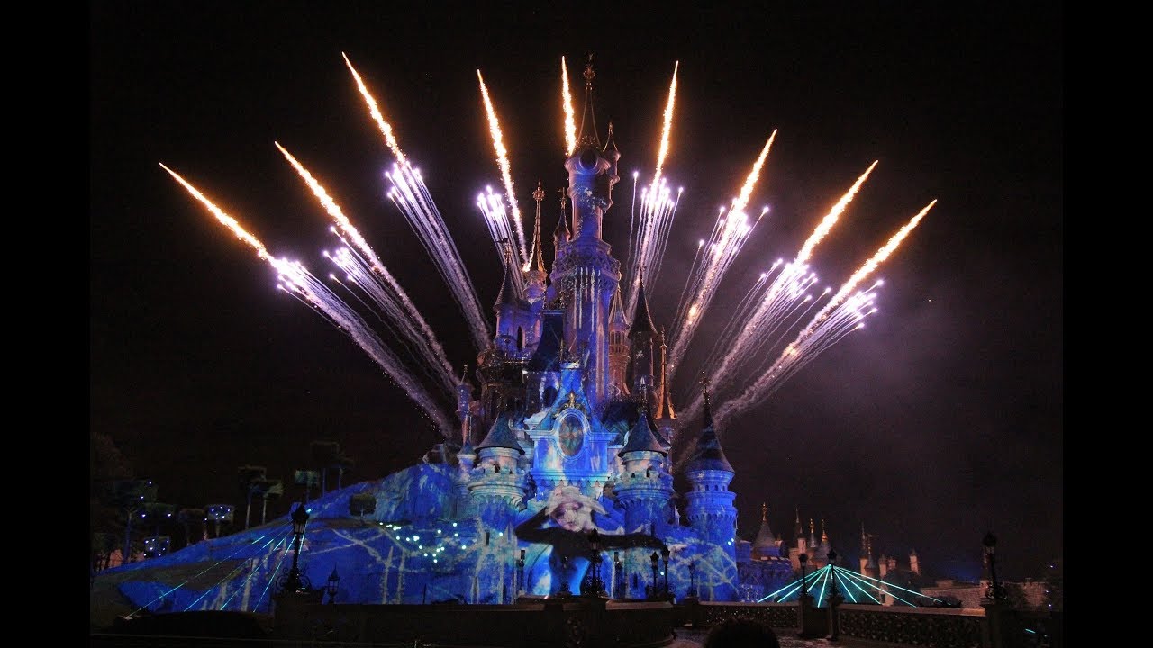 Disney Illuminations - Front of Castle (Infinity Viewing) - Disneyland ...