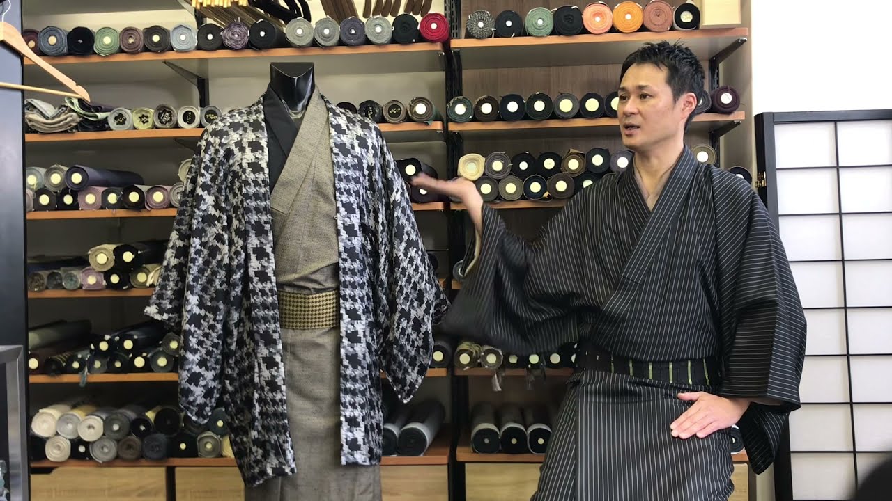 平和屋着物＃男性 長羽織 黒紋付 羽裏：動物丸文 正絹 逸品 BAAU0022gt