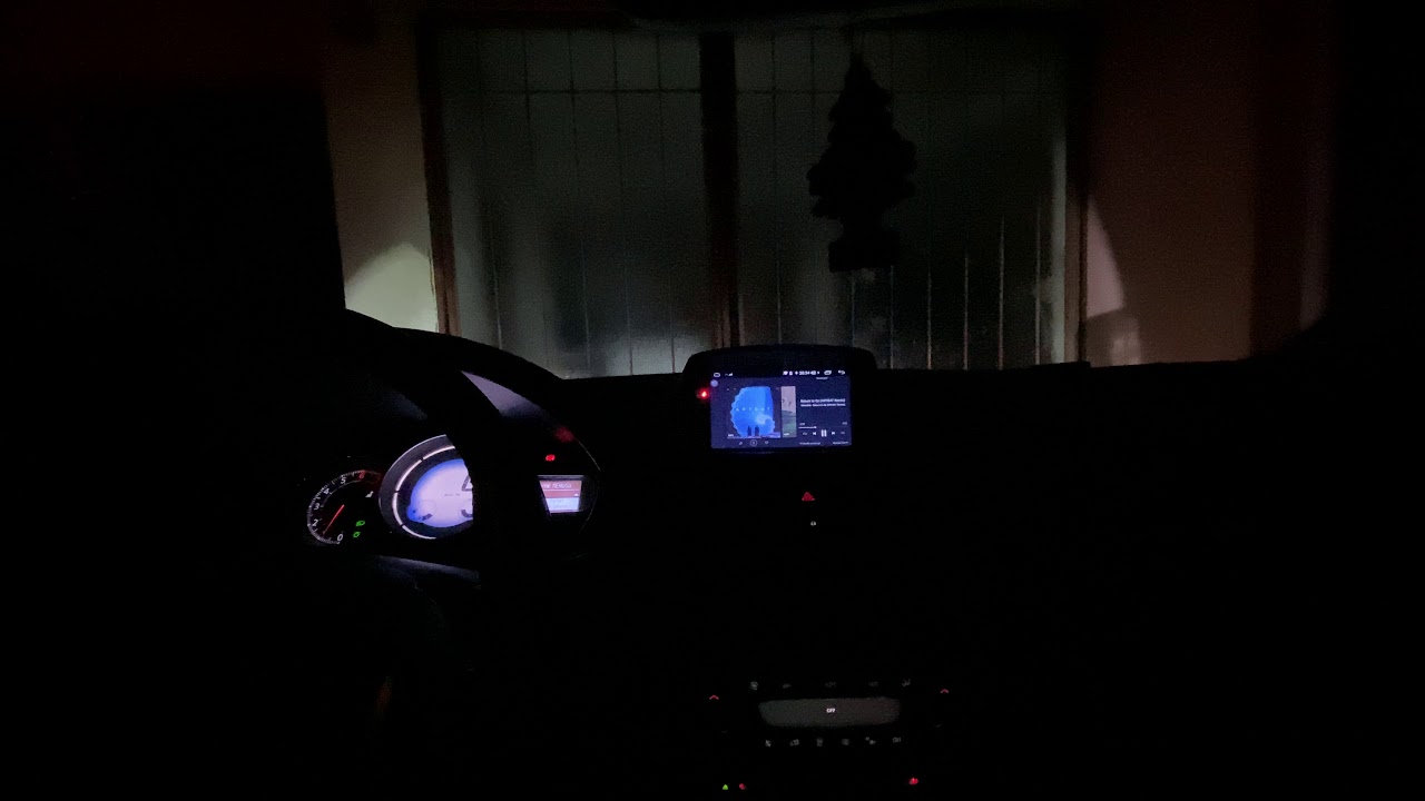 Renault Bose Sound System Megane 3 - Return to Oz - YouTube