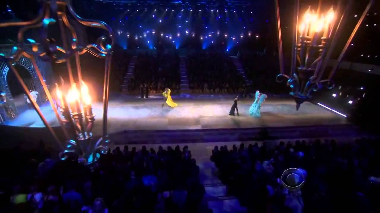 2012 Victoria's Secret Fashion Show "Dangerous Liaisons" - YouTube