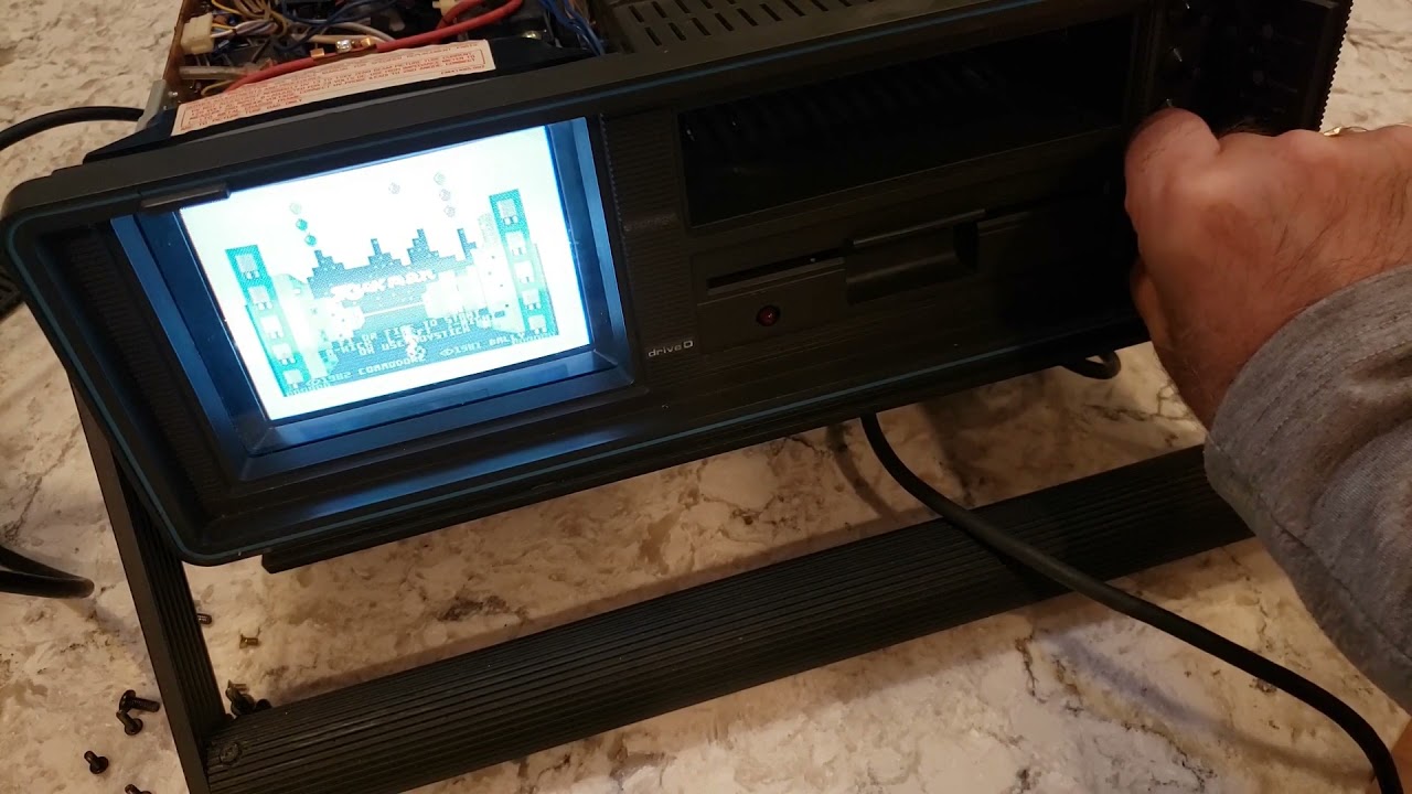 Commodore SX-64 Blank Screen Repair - Nope - Not the PLA - YouTube