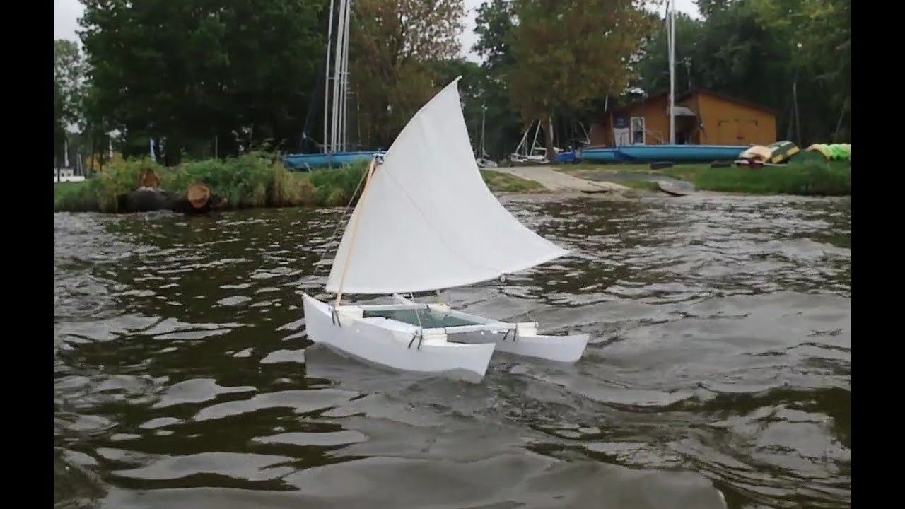 PJOA model of Catamaran under CrabClaws sail. Varius rig setups. - YouTube