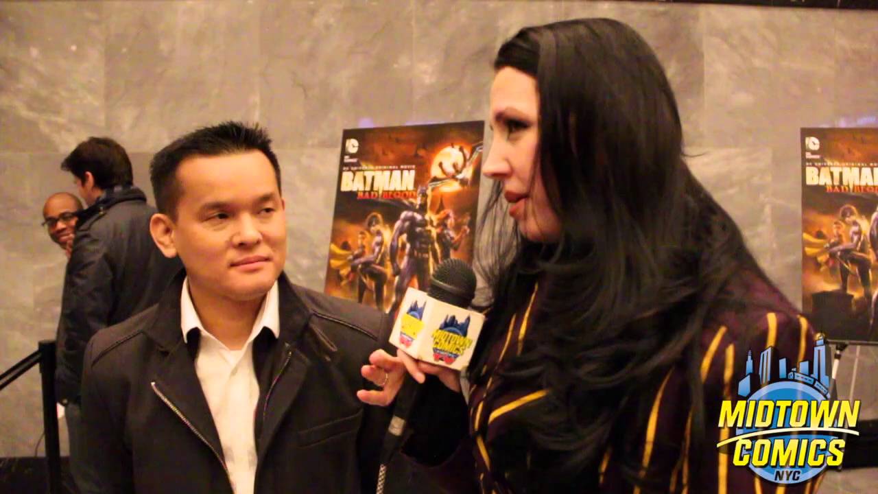 Midtown Comics Interviews Jay Oliva - Batman Bad Blood - YouTube