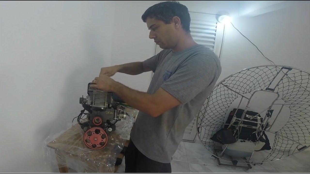 Desmontagem motor de paramotor HE 210 para descarbonizar - YouTube