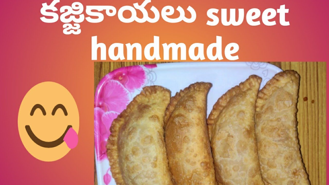 Kajjikayalu/Gujiya recipe//Using jaggery&wheat flour//Less maida ...