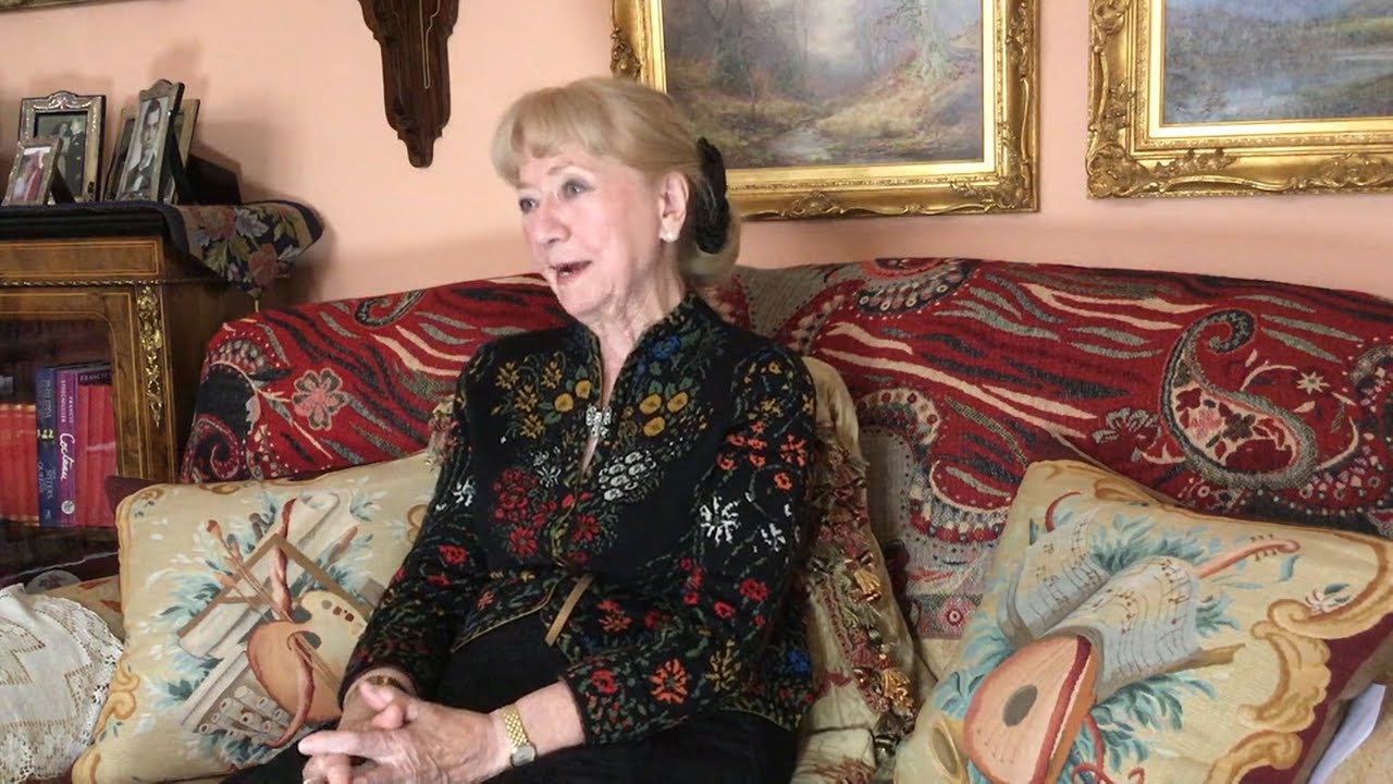 Carlo Rizzi talks with Janet Price - YouTube