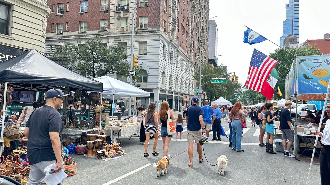 New York Street Food at UPPER BROADWAY NYC Street Fair - YouTube