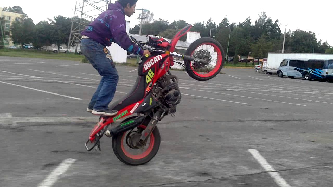 Dm 150 solik'z stunt - YouTube