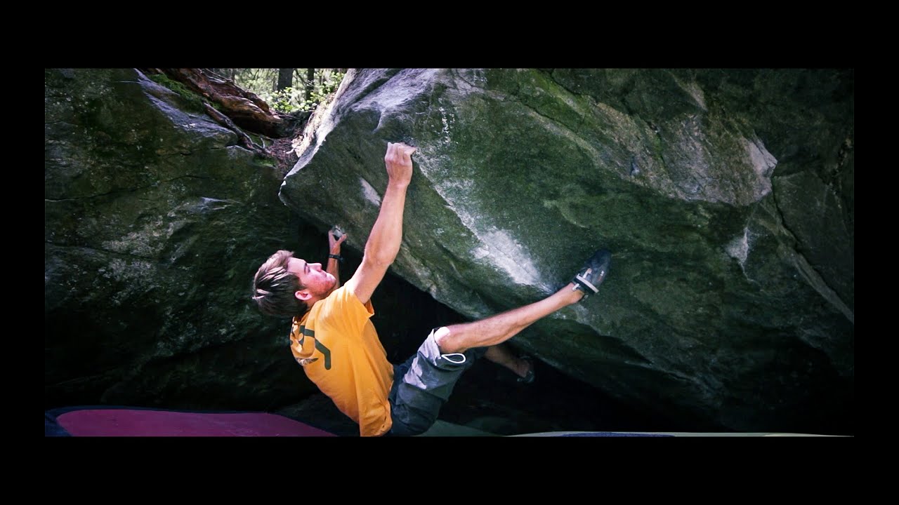 MAGIC WOOD - A Weekend Bouldering in Paradise | 2015 - YouTube