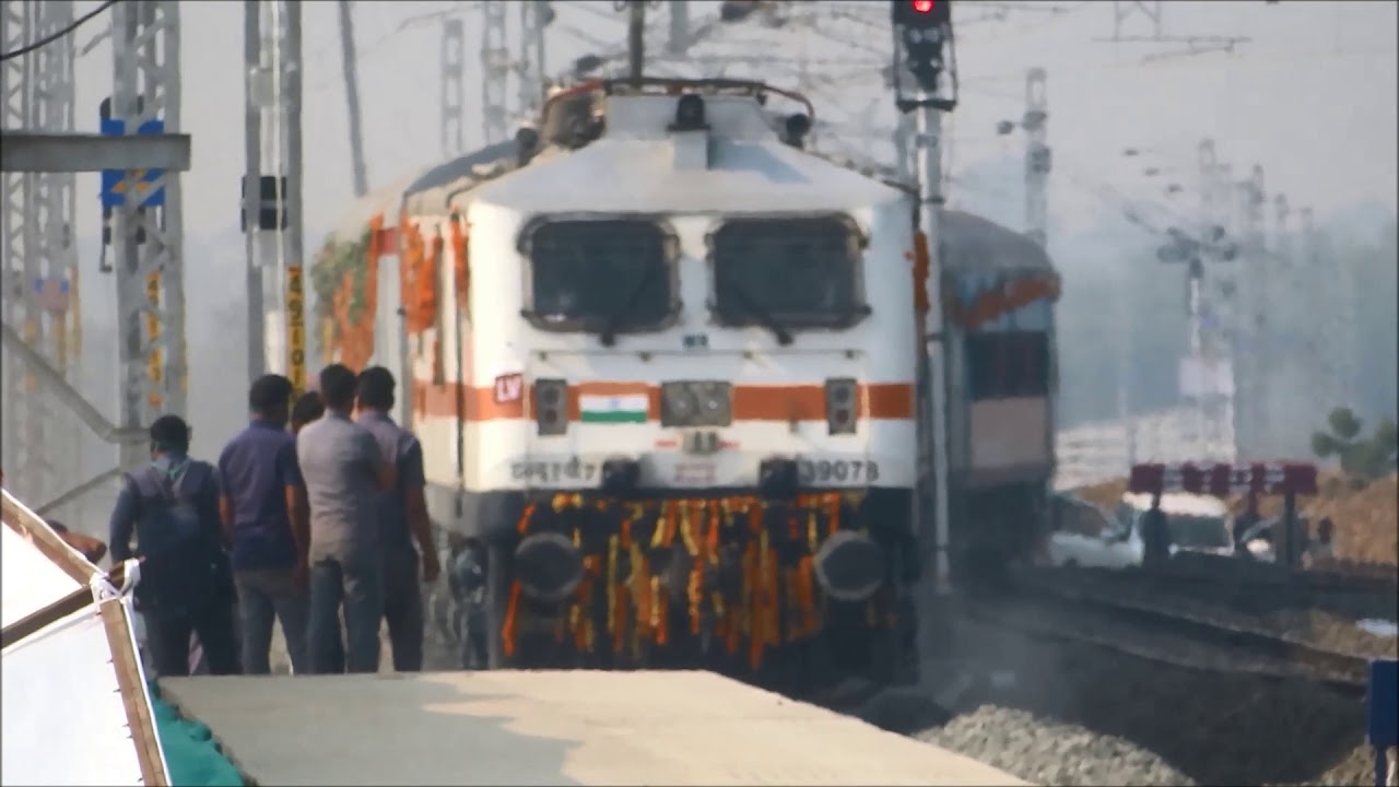 केवडिया में जनशताब्दी का पहला आगमन | First Arrival of Janshatabdi ...