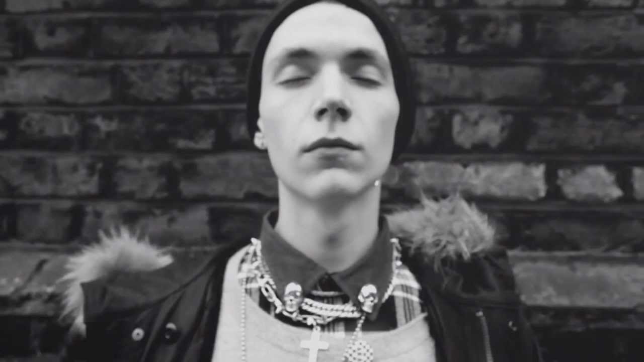 izzue Fall Winter 2012 Ad Campaign (ITHK presents) - YouTube