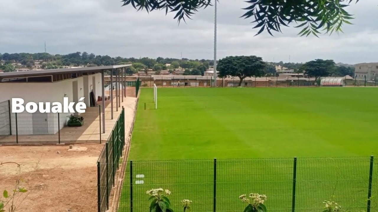 CAN 2024 : la belle pelouse de l'un des Stades d'entraînement de Bouaké ...