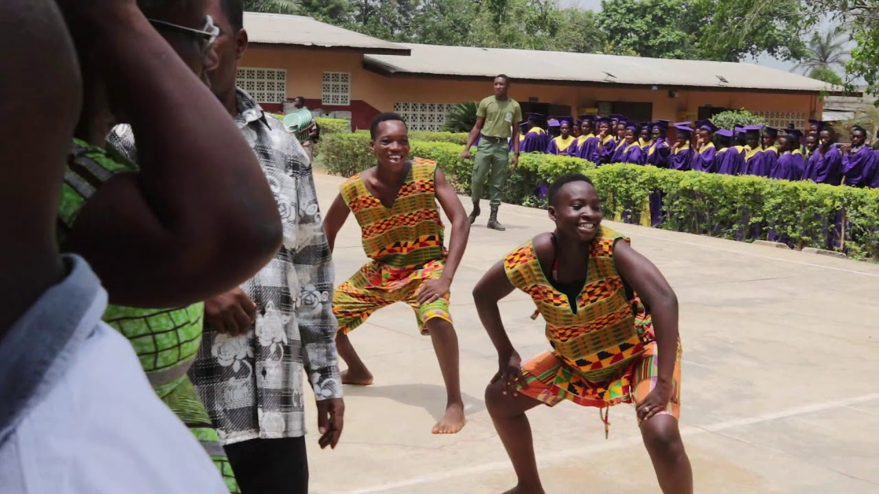 TRADITIONAL DANCE (UPPER WEST REGION, GHANA) - YouTube
