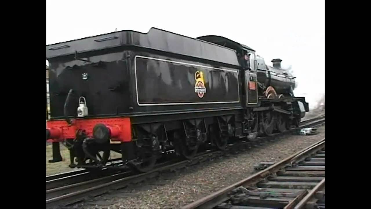 GWR 7800 Class 7821 Ditcheat Manor shunts at Loughborough on 29-01-05 ...