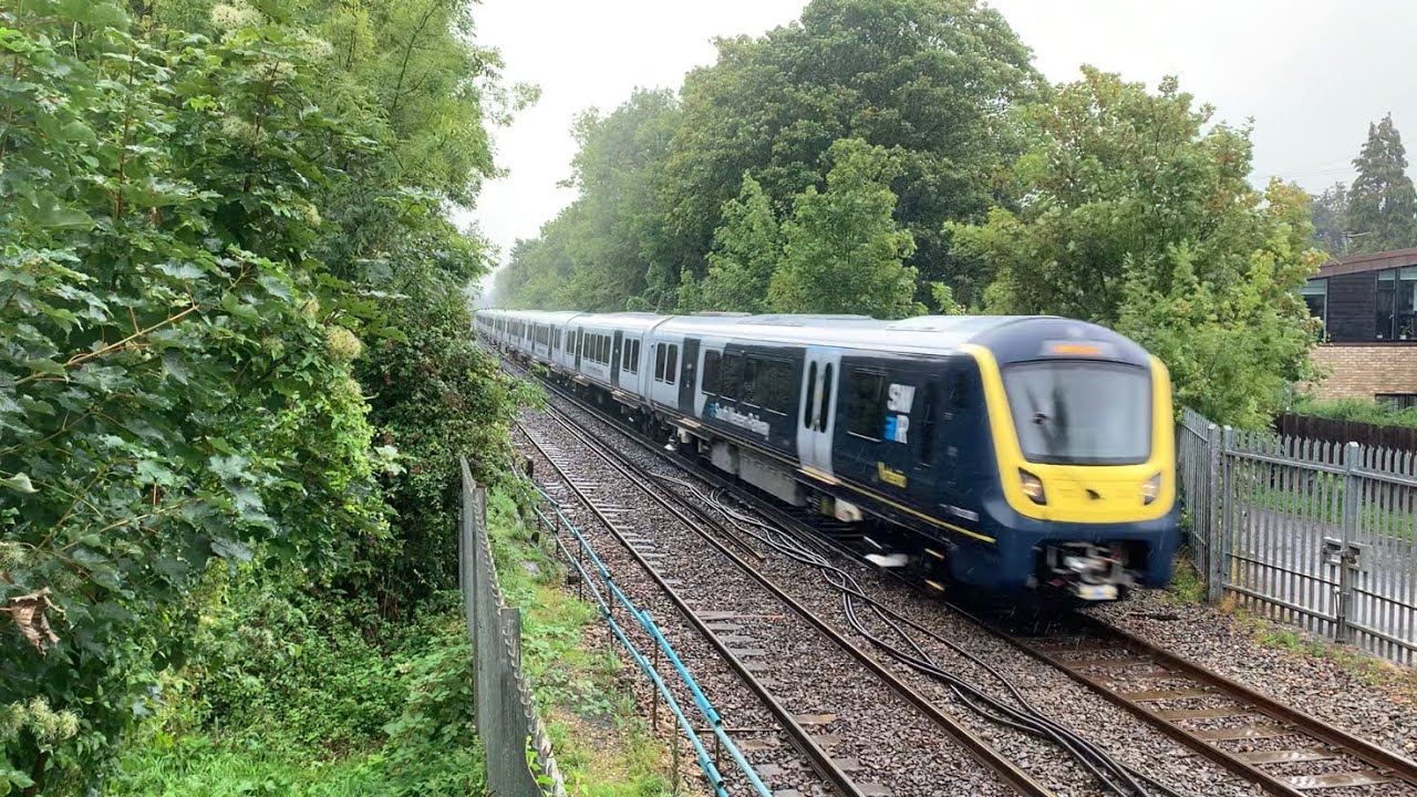 Class 701 + 450 Desiro | 701020 + 450116 + 450126 | South Western ...