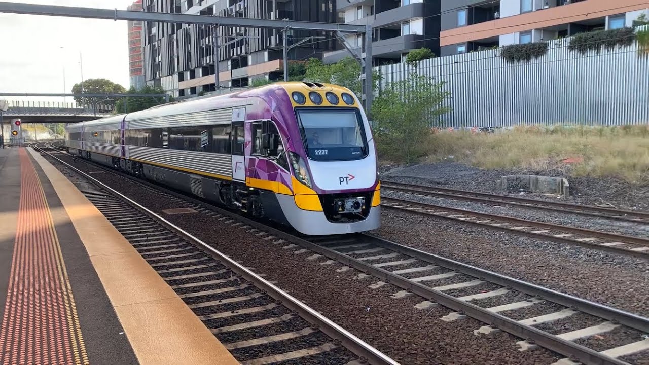 V/Line VL127 the Brand New VLocity DMU Train Arriving & Departing ...
